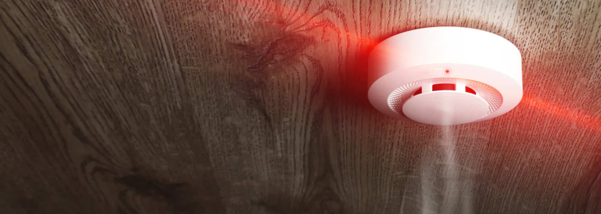 Help, mijn rookmelder heeft een rood lampje - Brandpreventiewinkel